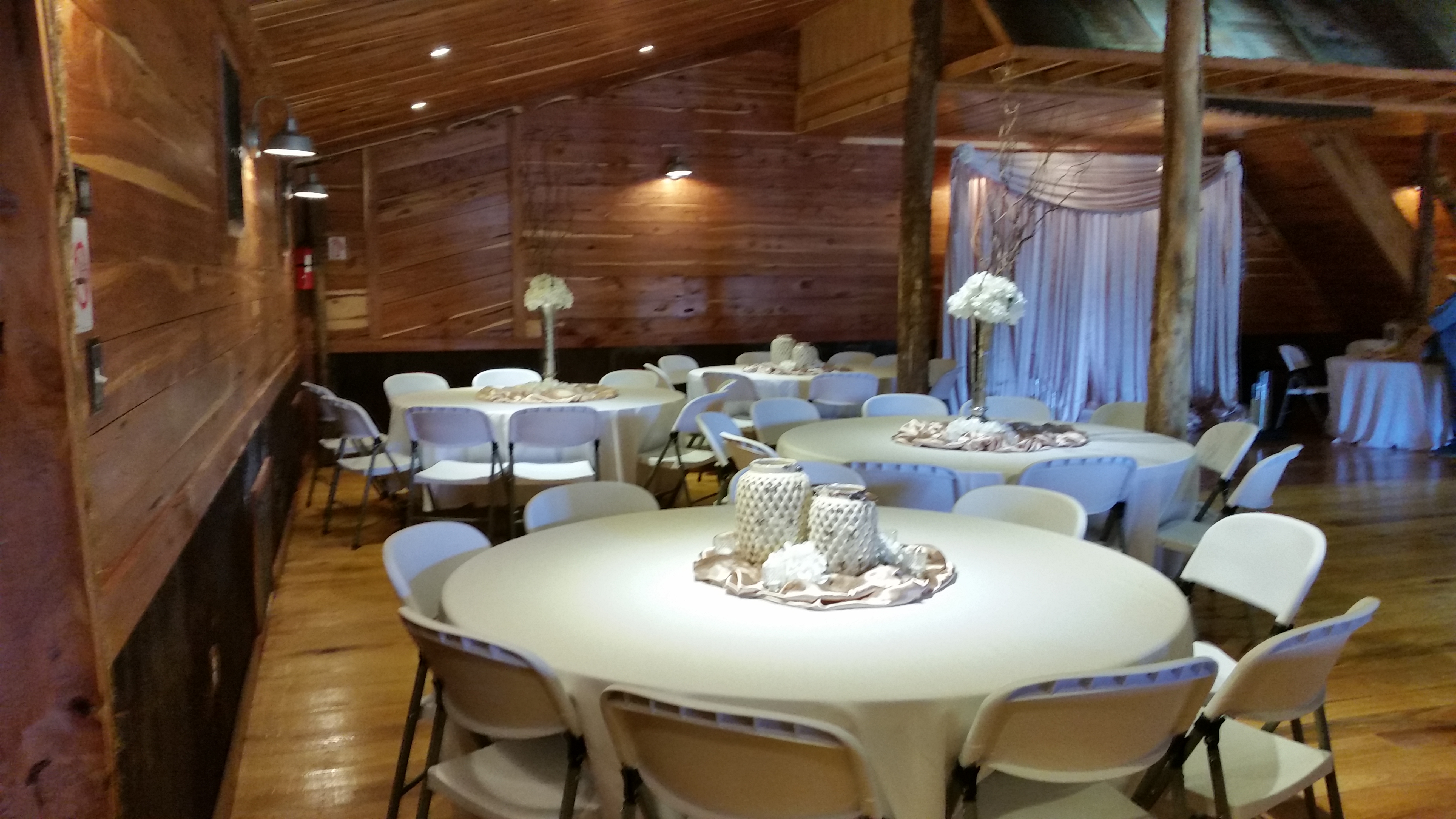 Photo Gallery - Cedar Post Barn